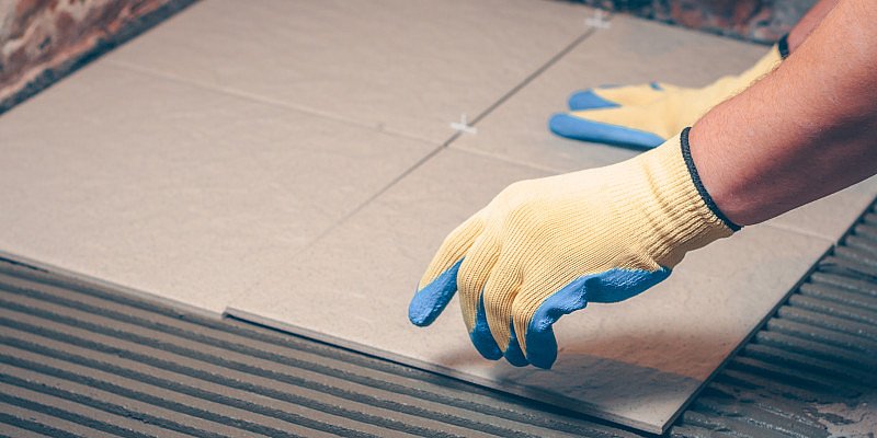 Fliesen richtig verlegen, verfugen & pflegen | Würth Hochenburger